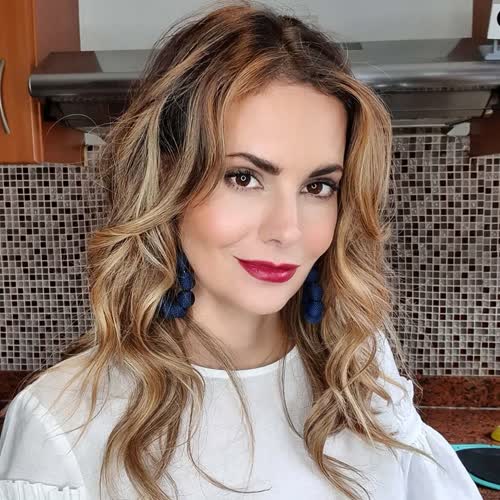 Contrata a María José Martínez - Realfluencers