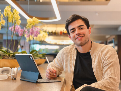 Contrata a Charlie Álvarez - Realfluencers